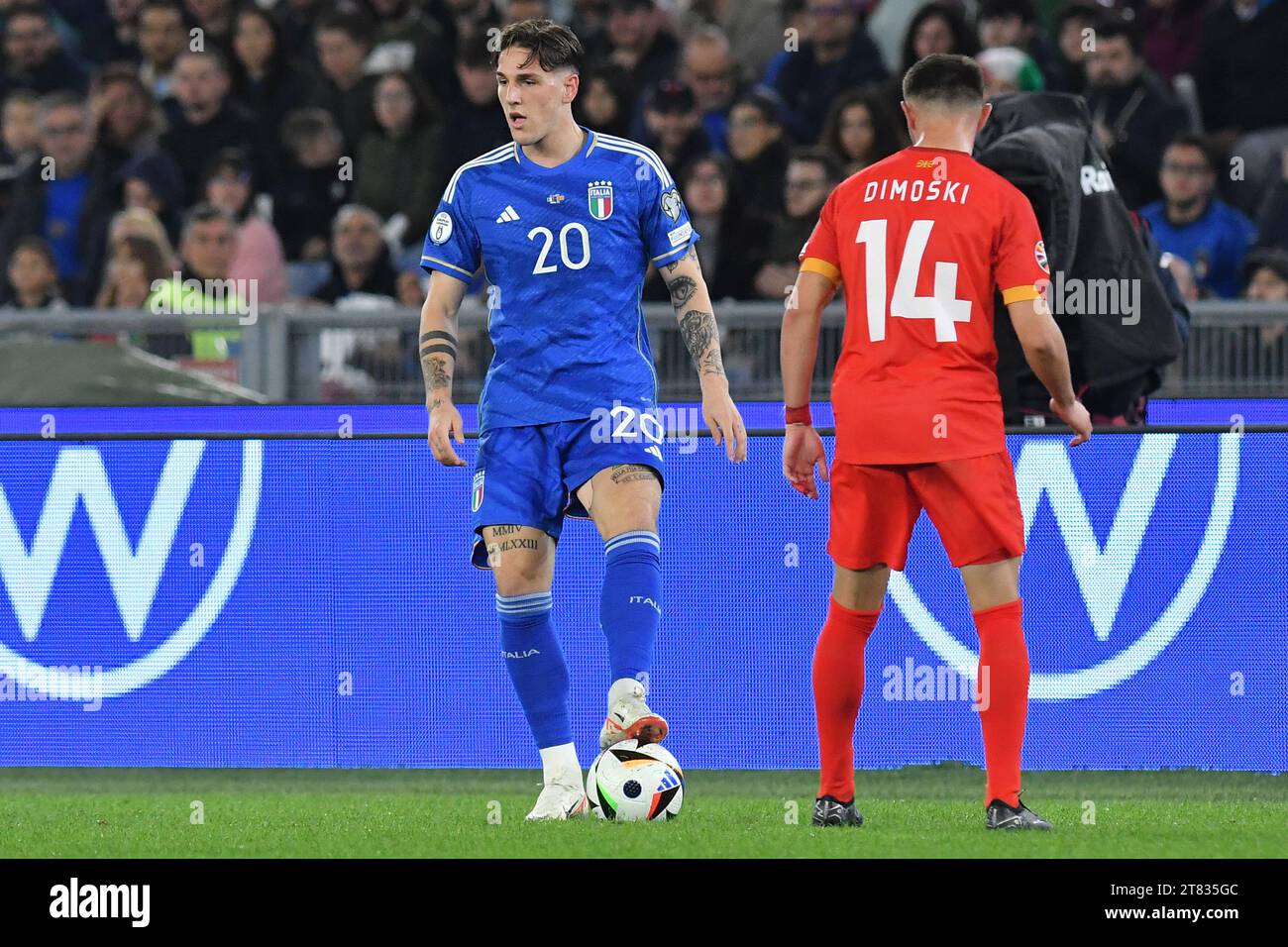 Rome, Lazio. 17th Nov, 2023. Nicolo Zaniolo of Italy, Bojan Dimoski of North Macedonia during ...