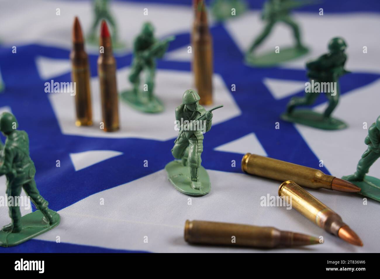 Toy soldier map hi-res stock photography and images - Alamy