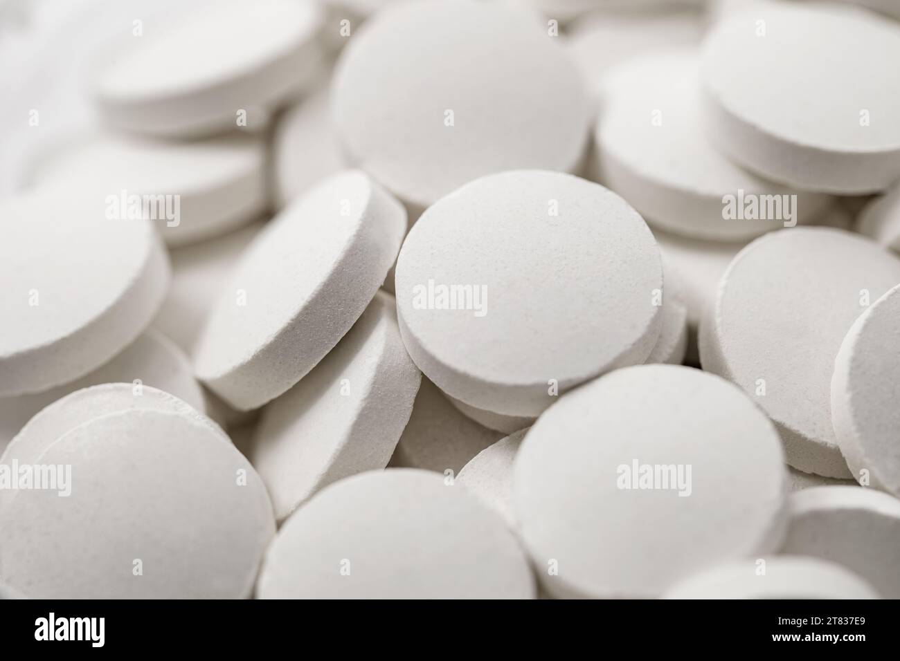 Round bulk hi-res stock photography and images - Alamy