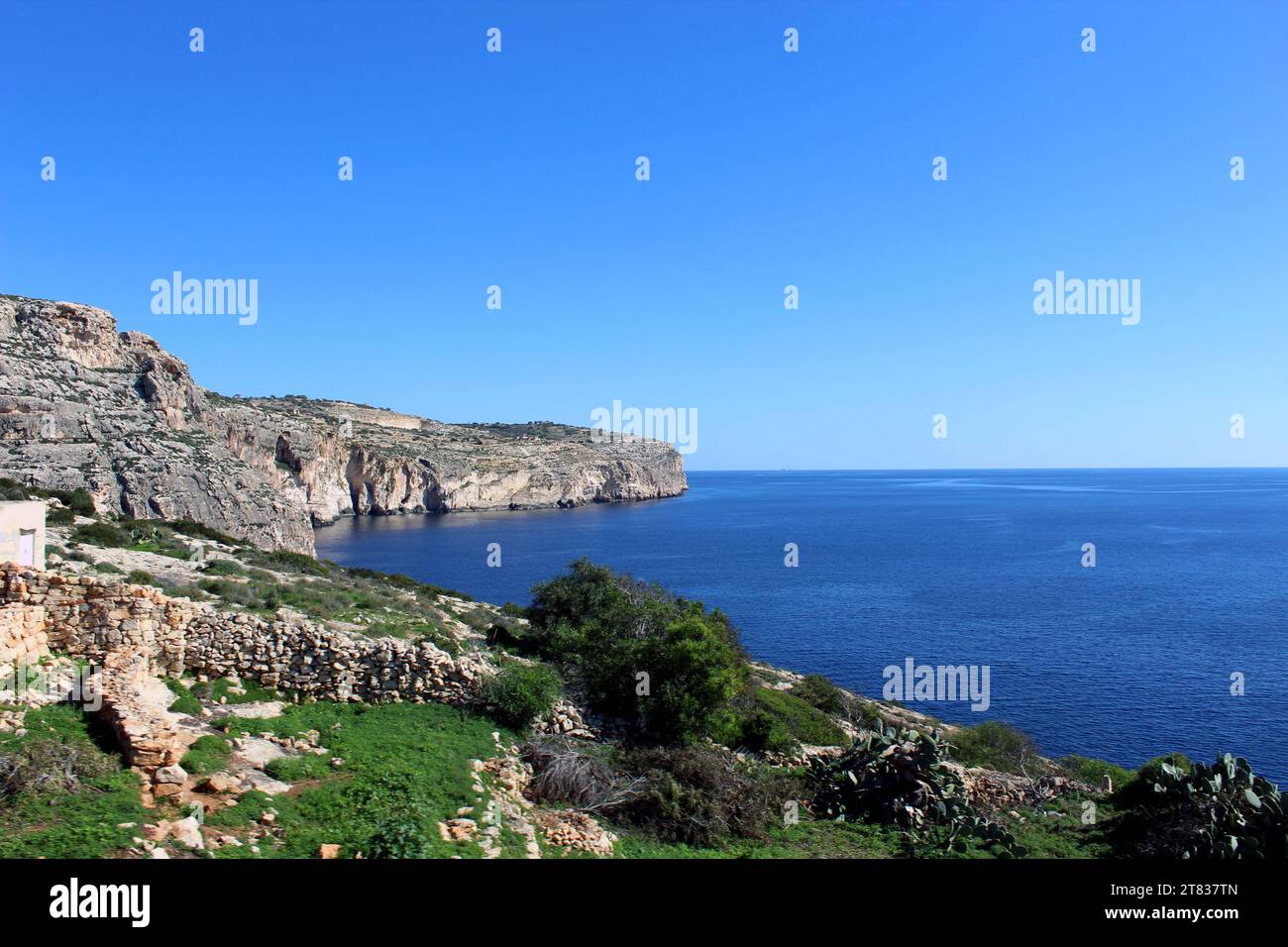 View mediterranean sea from cliffs hi-res stock photography and images ...