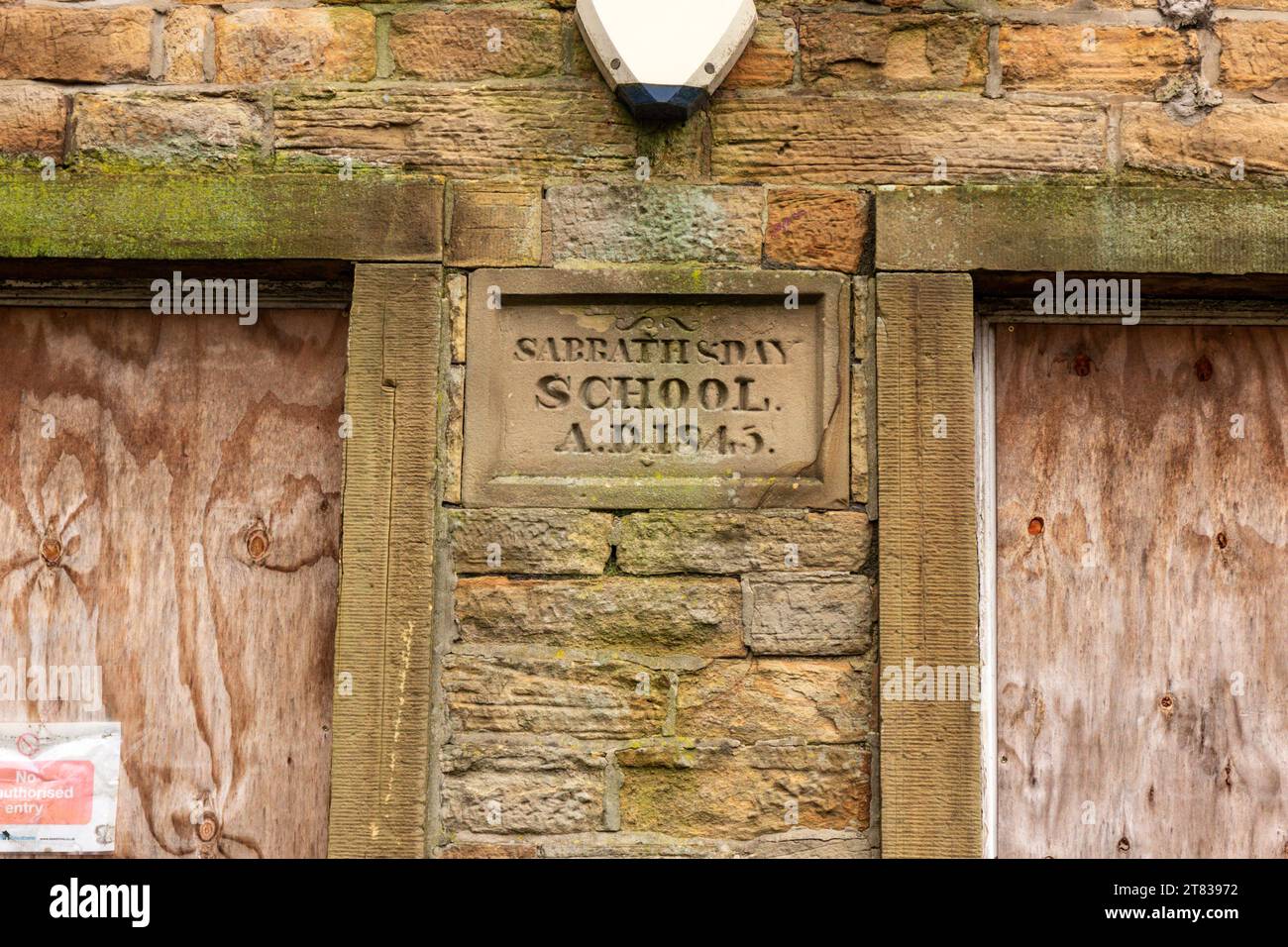 Ebeneezer baptist chapel derelict hi-res stock photography and images ...