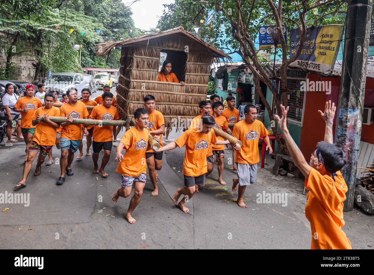 Pasig City, Philippines. 18th Nov, 2023. Residents participate in the ...