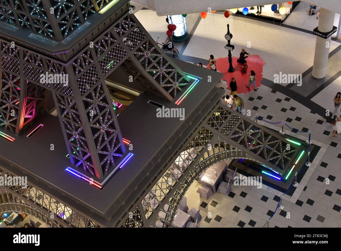 Terminal 21 pattaya thailand hi-res stock photography and images - Alamy