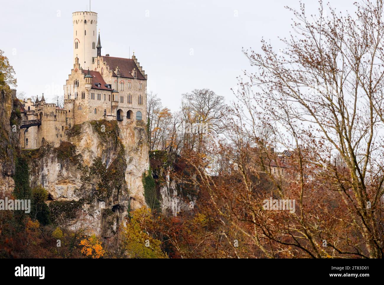 Lichtenstein, Germany. 18th Nov, 2023. View of Lichtenstein Castle in the Swabian Alb. Credit ...