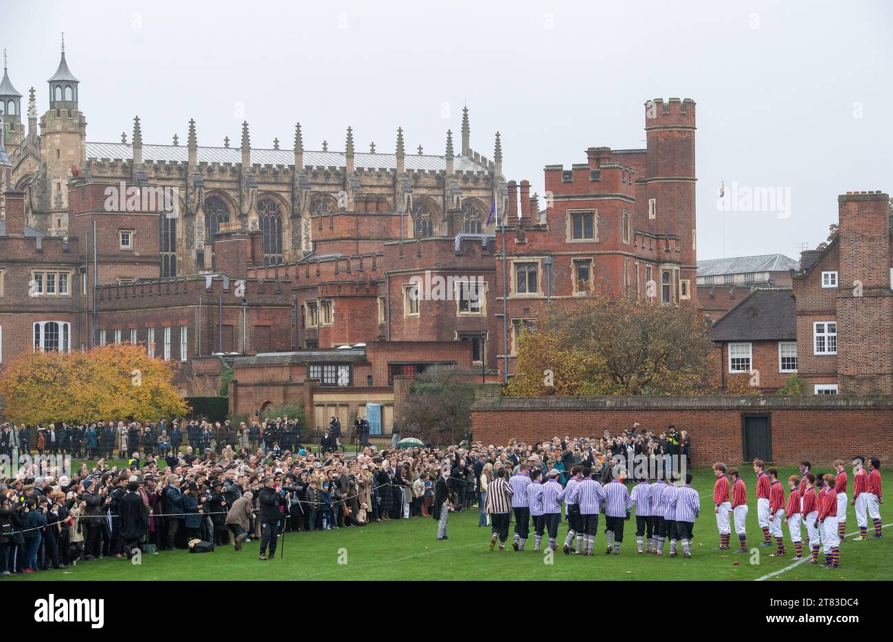 Eton, Windsor, Berkshire, UK. 18th November, 2023. It was a busy day ...