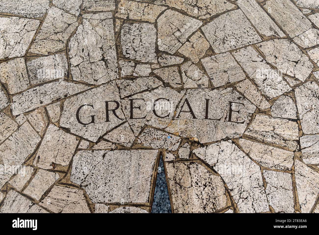 Compass rose mosaic hi-res stock photography and images - Alamy