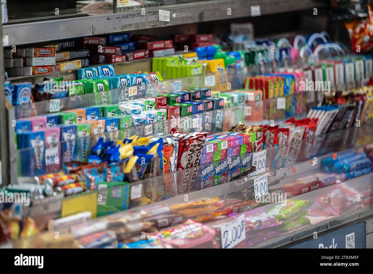 Gum and candy at a kiosk in New York Stock Photo - Alamy