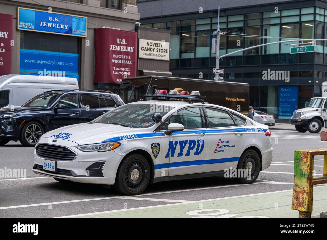 Police cars (NYPD) on the streets of New York City Stock Photo - Alamy