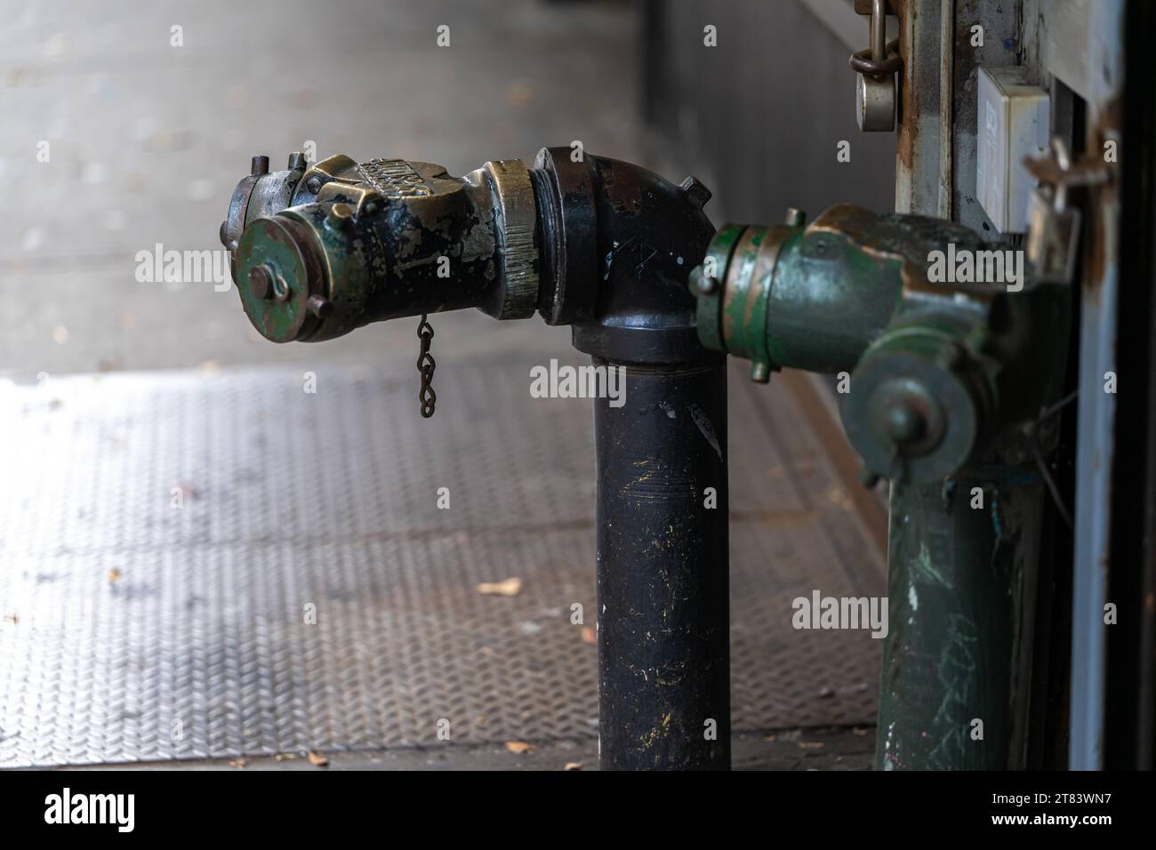 Fire hydrant in New York Stock Photo - Alamy