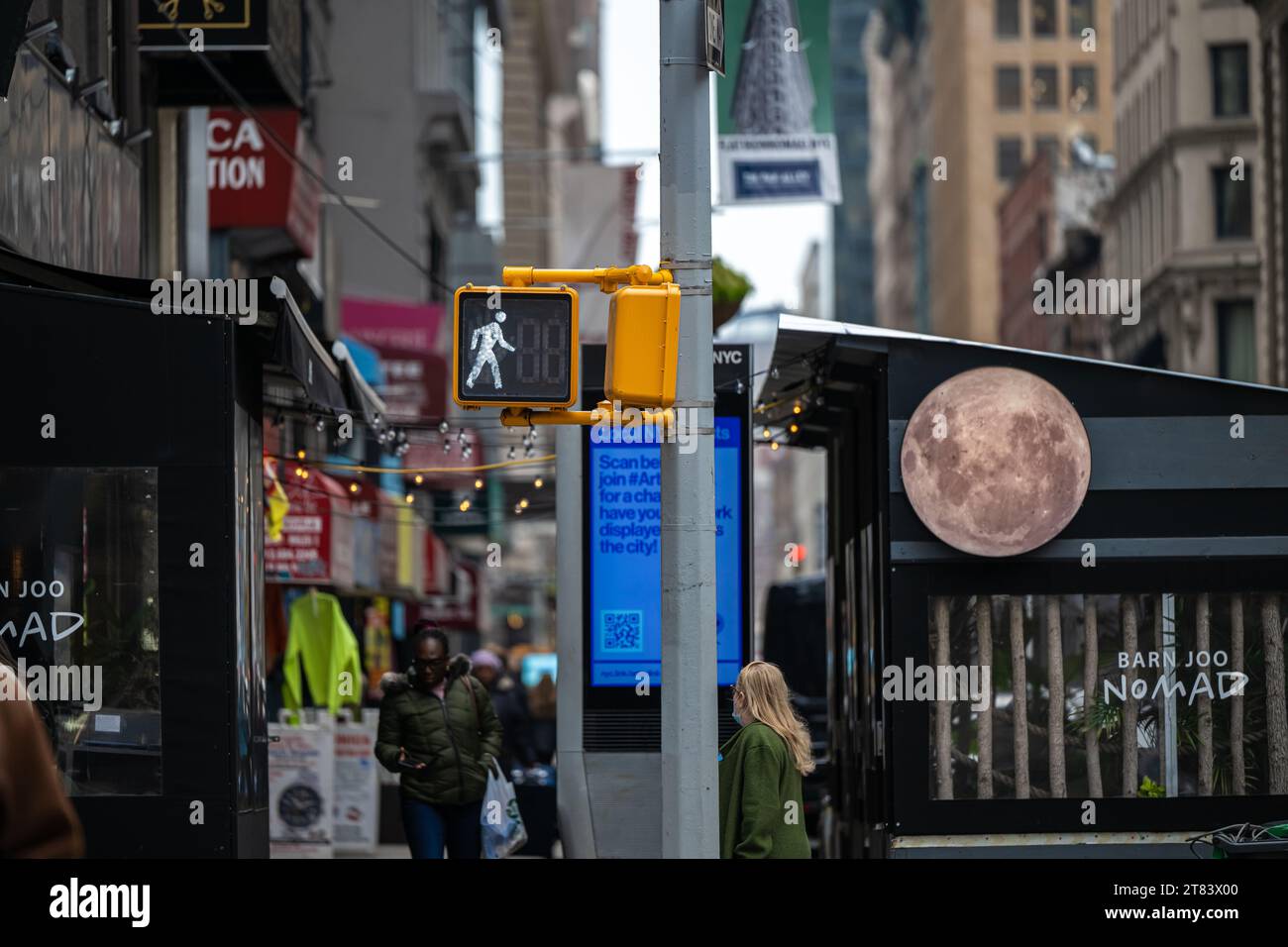 One Way sign with the USA flag behind Stock Photo - Alamy