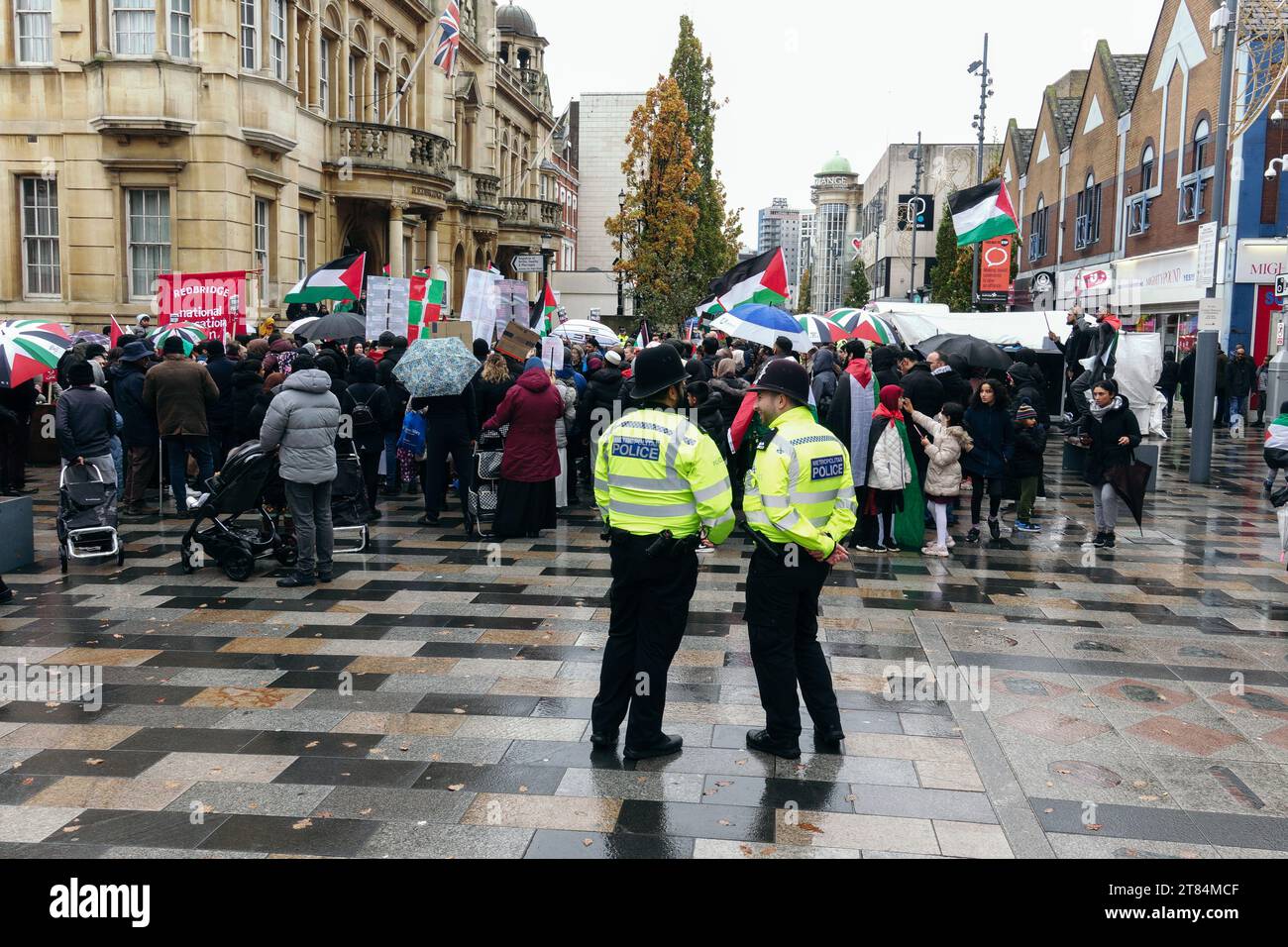 Ilford palestine protest hi-res stock photography and images - Alamy