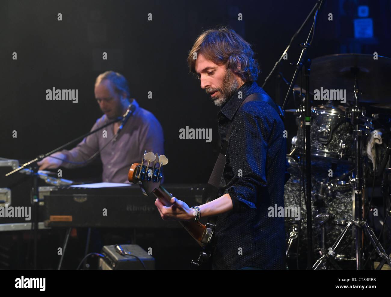 Bass player with the rolling stones hi-res stock photography and images ...