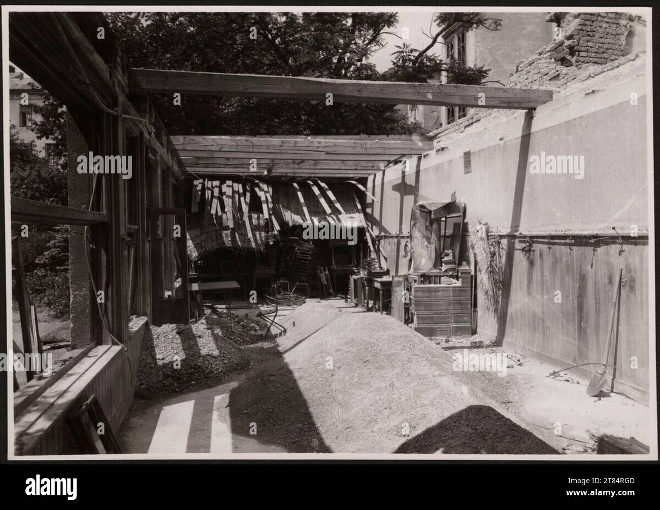 Martin Gerlach jun. Kahlenberg. Silbergelatine after 1930 Stock Photo ...