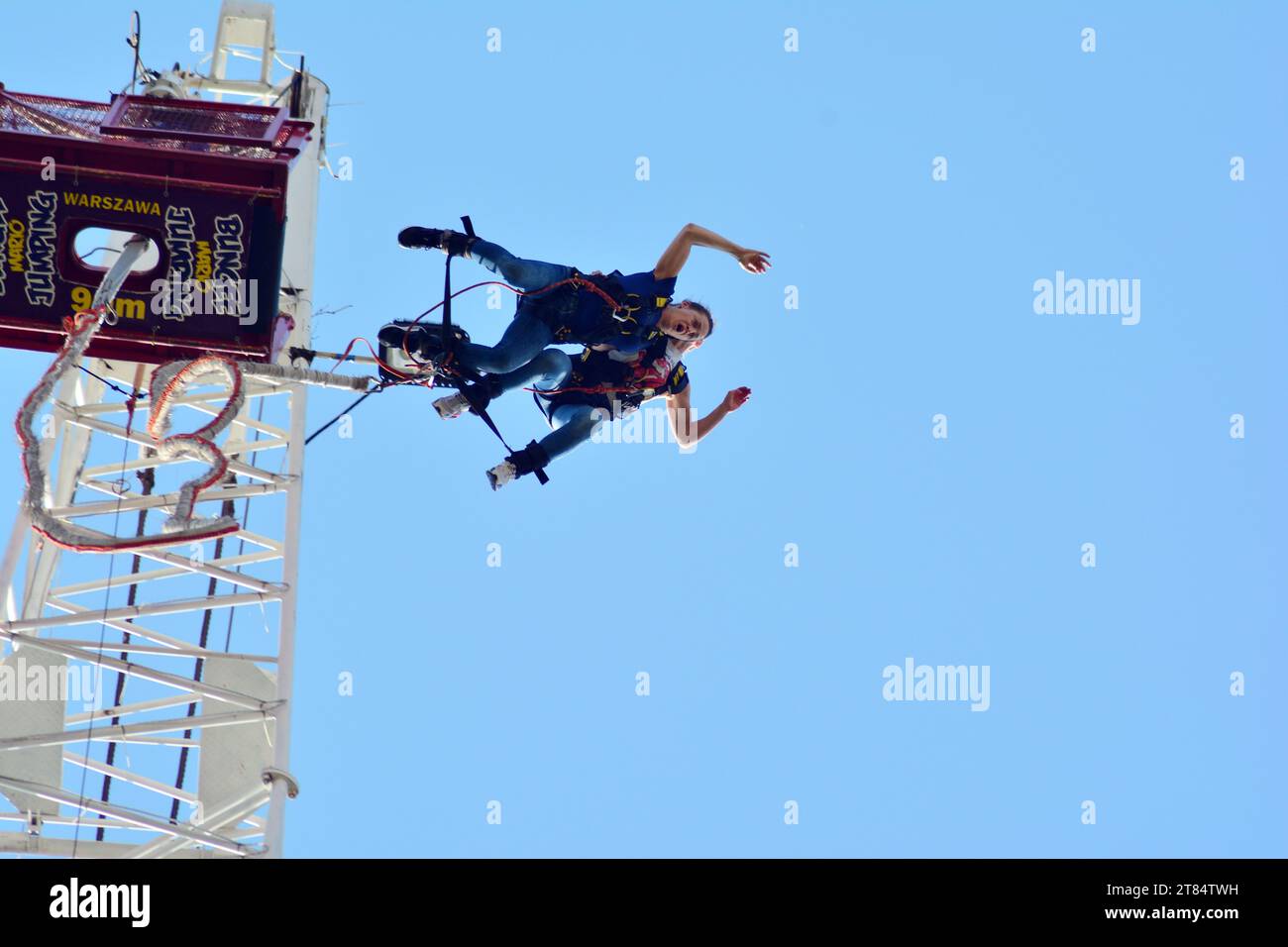 Teenager bungee jump hi-res stock photography and images - Alamy