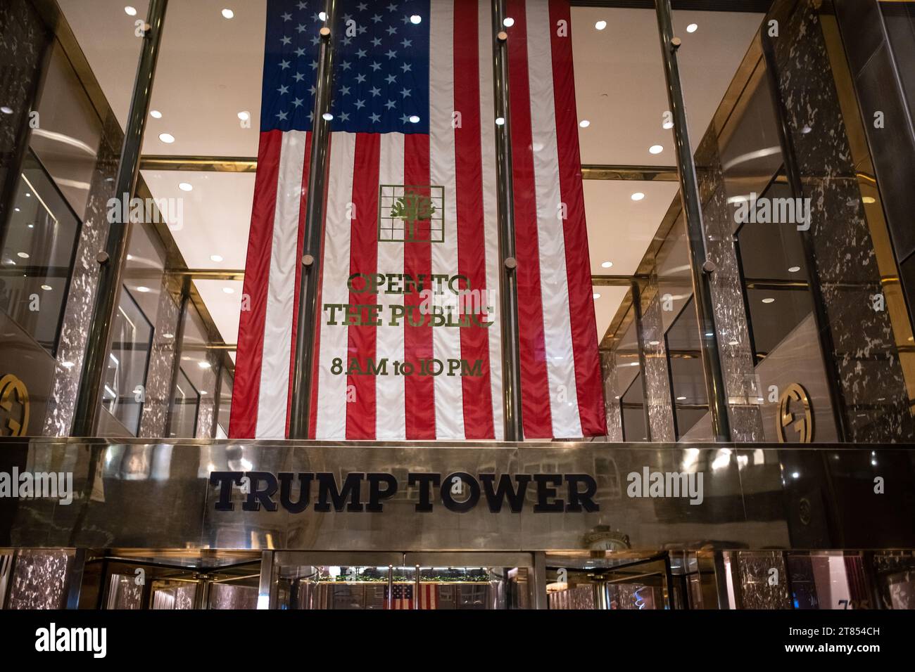 Entrance to Trump Tower in New York Stock Photo - Alamy