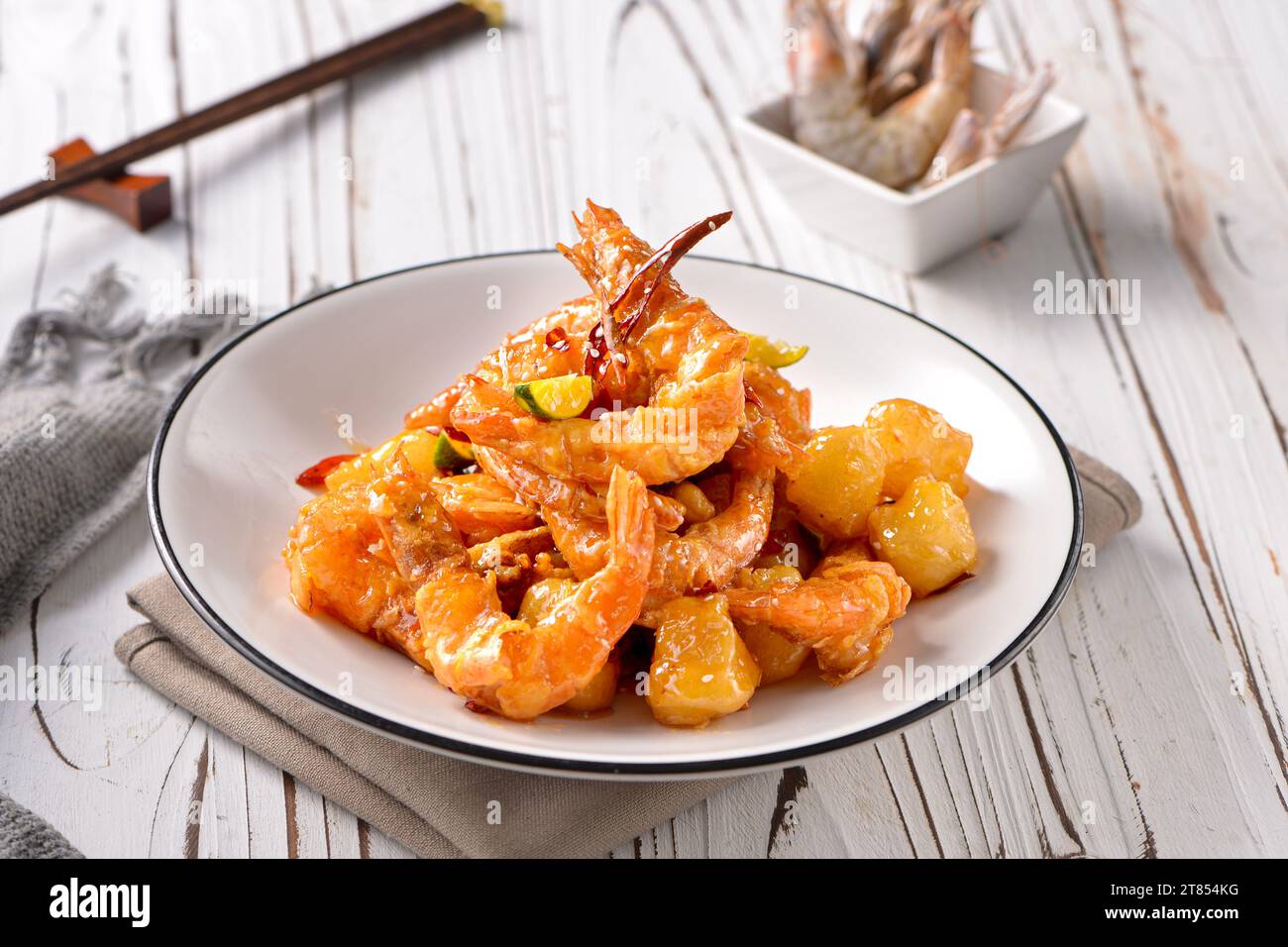 sweet and sour Prawns (shrimp), crispy Jumbo Shrimp Stock Photo - Alamy