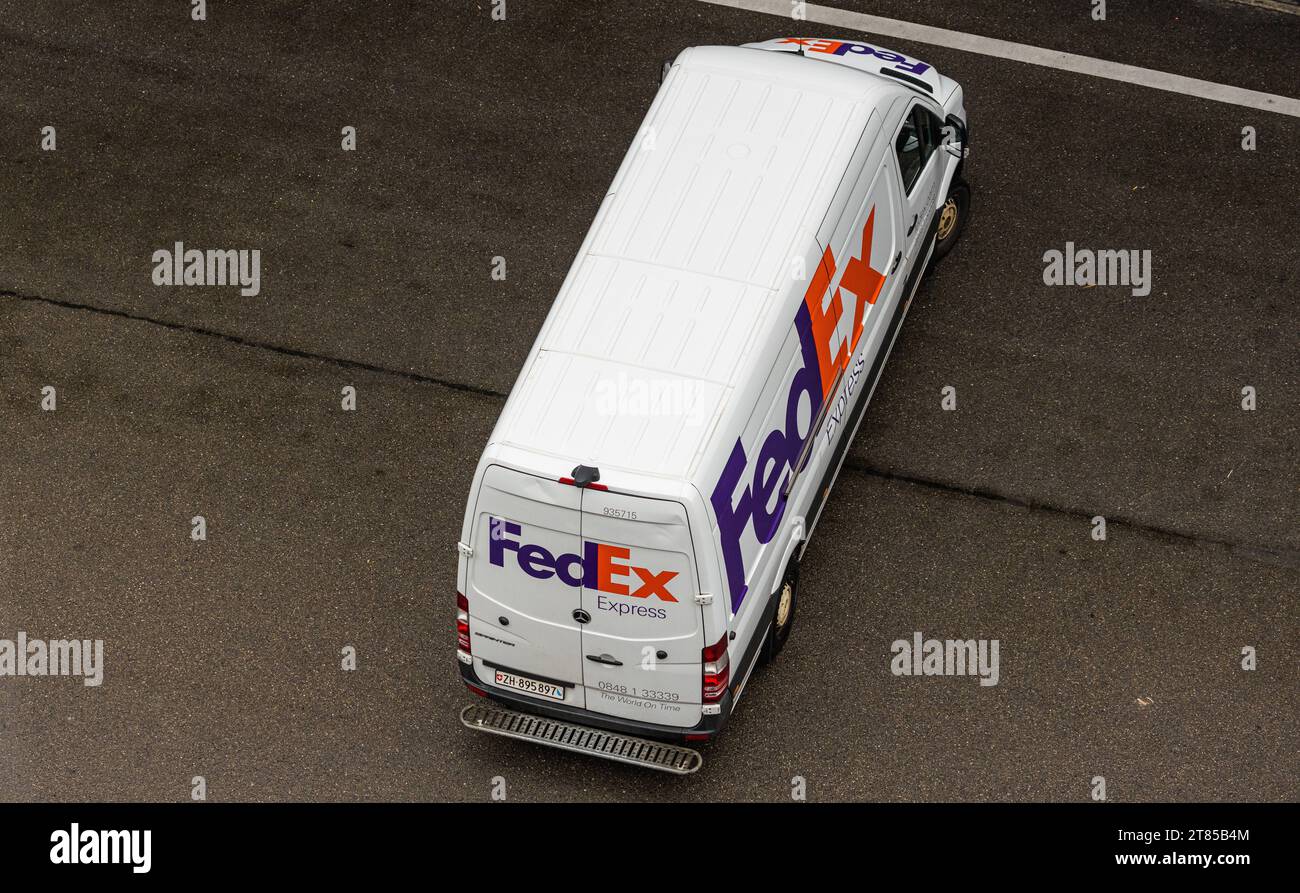 Zurich airport logo hi-res stock photography and images - Alamy