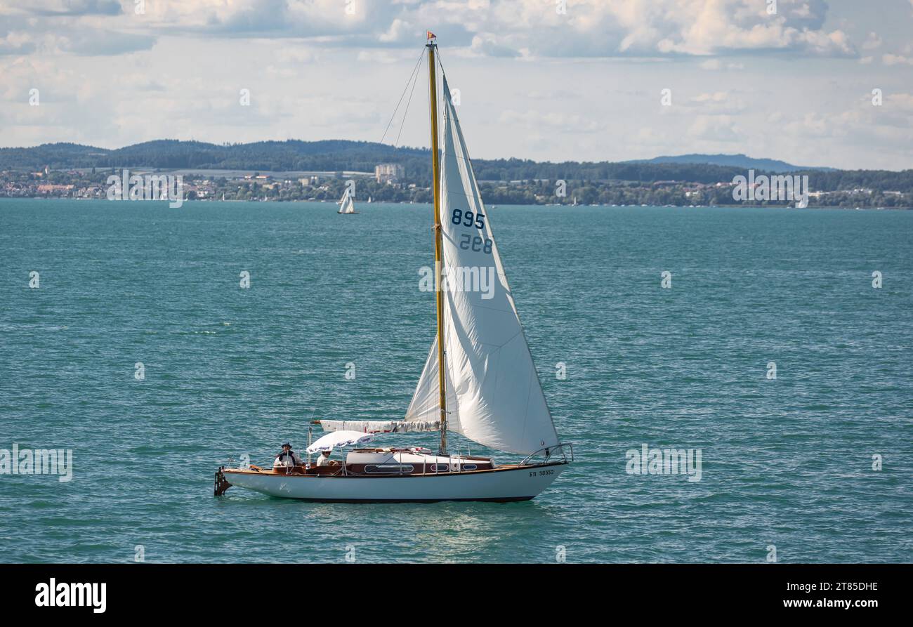 Segelboot Ein Segelboot auf dem Bodensee. Romanshorn, Schweiz, 21.08. ...