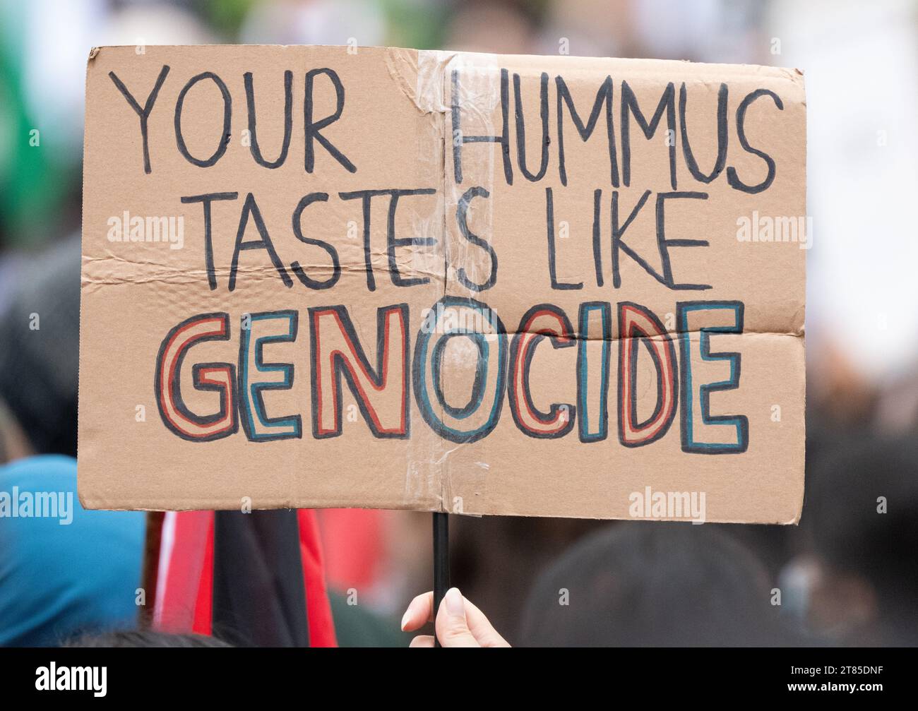 Hummus in jerusalem hi-res stock photography and images - Alamy