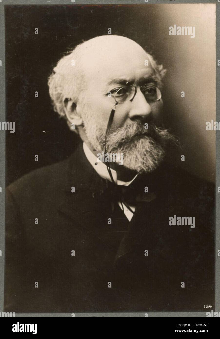 Wilhelm Dreesen Octave Feuillet. Silver gelatin paper, on the box box ...