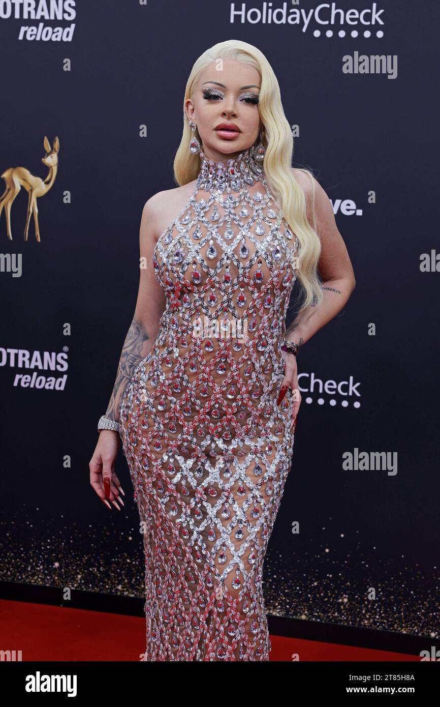 Shirin David Kleid Durchsichtig