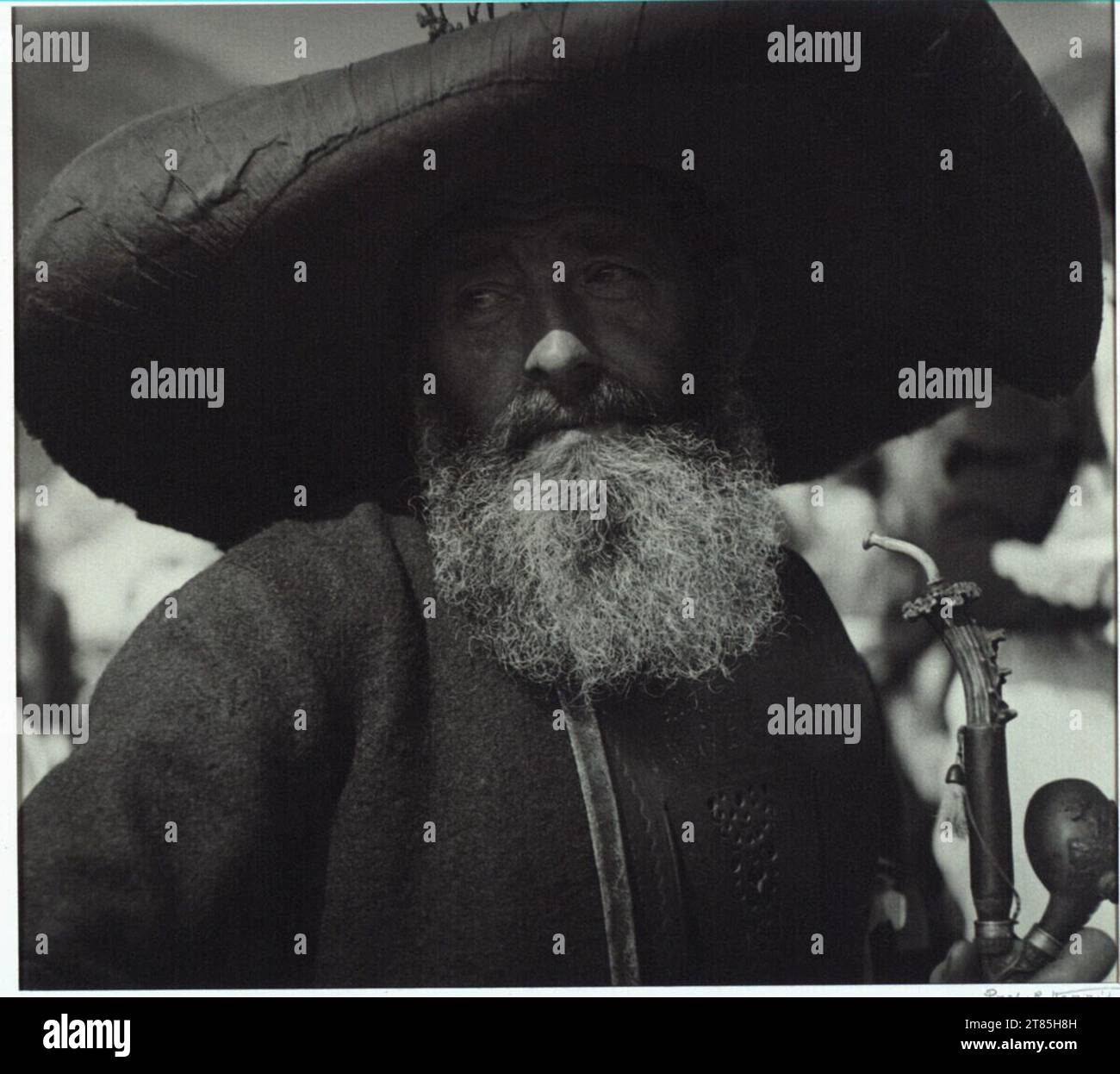 Rudolf Koppitz Tyrolean farmer. Silver gelatin paper, in the passe ...