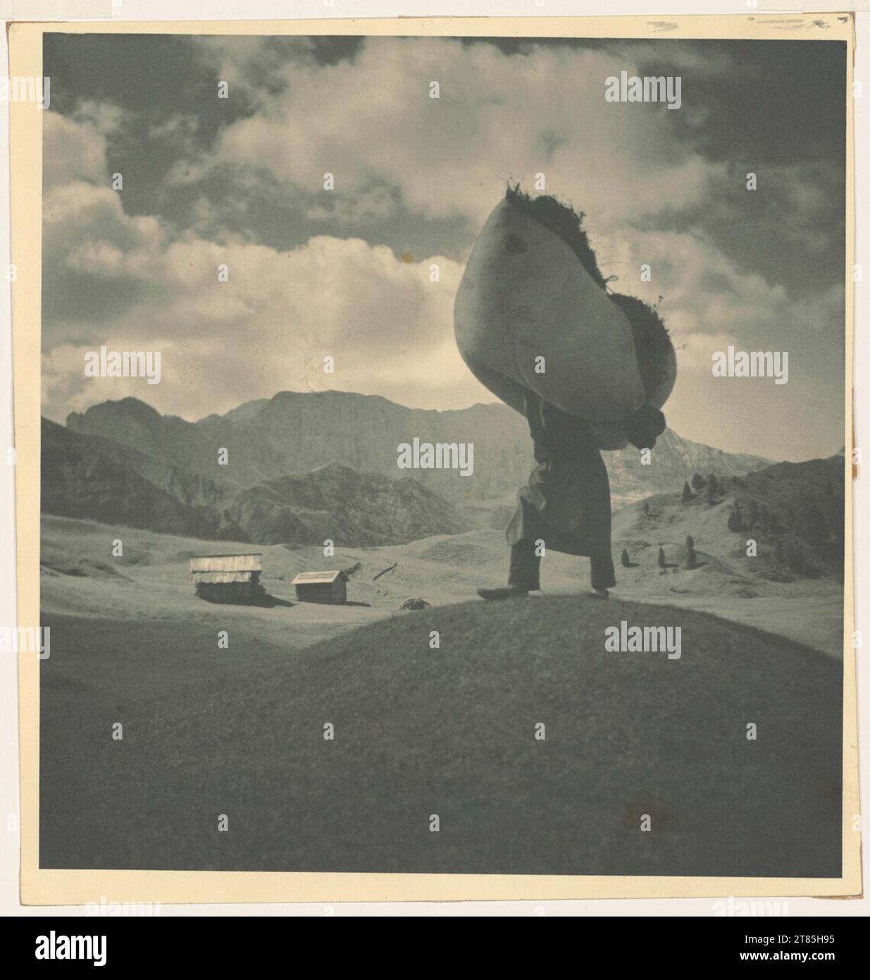 Rudolf Koppitz Heavy burden. Silver gelatin paper, in the passe ...