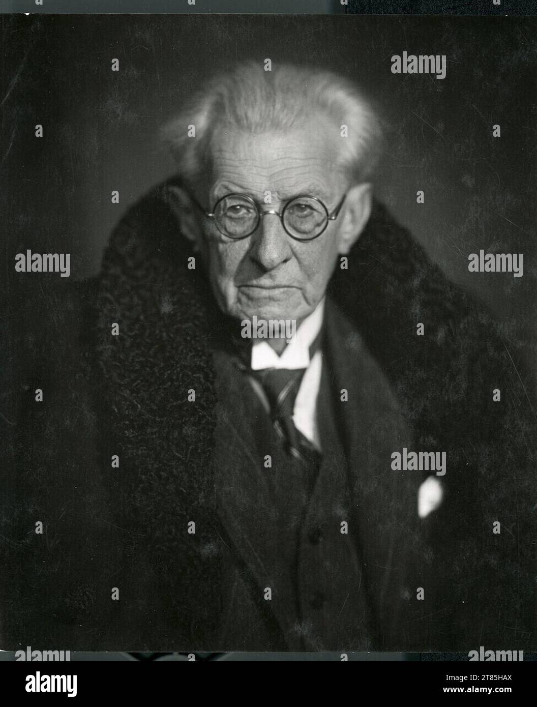 Rudolf Koppitz Hofrat Rudolf Larisch. Silver gelatin paper around 1930 ...