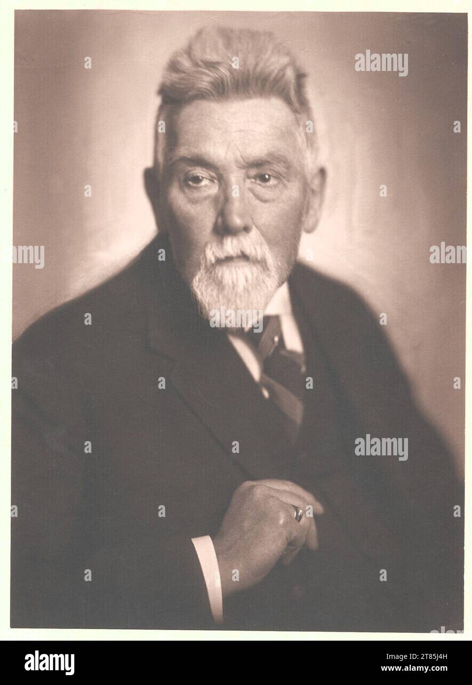 Rudolf Koppitz Men's portrait. Silver gelatin paper, photo on two ...