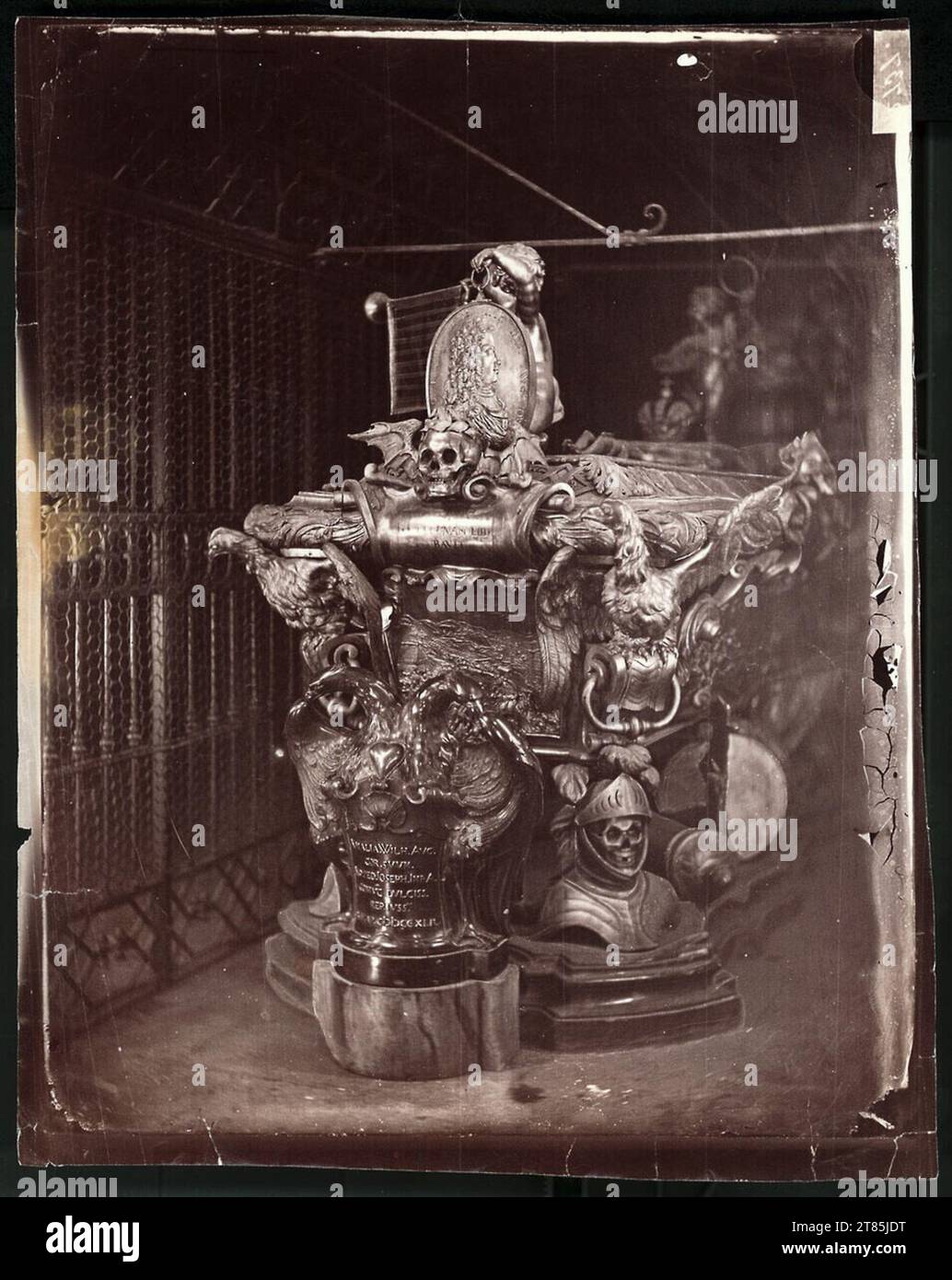 Capuchin crypt joseph hi-res stock photography and images - Alamy