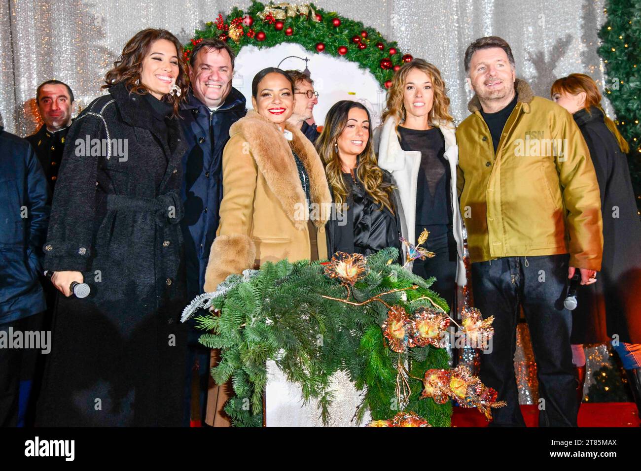 Paris, France. 18th Nov, 2023. Laurie Cholewa, Philippe Lellouche ...