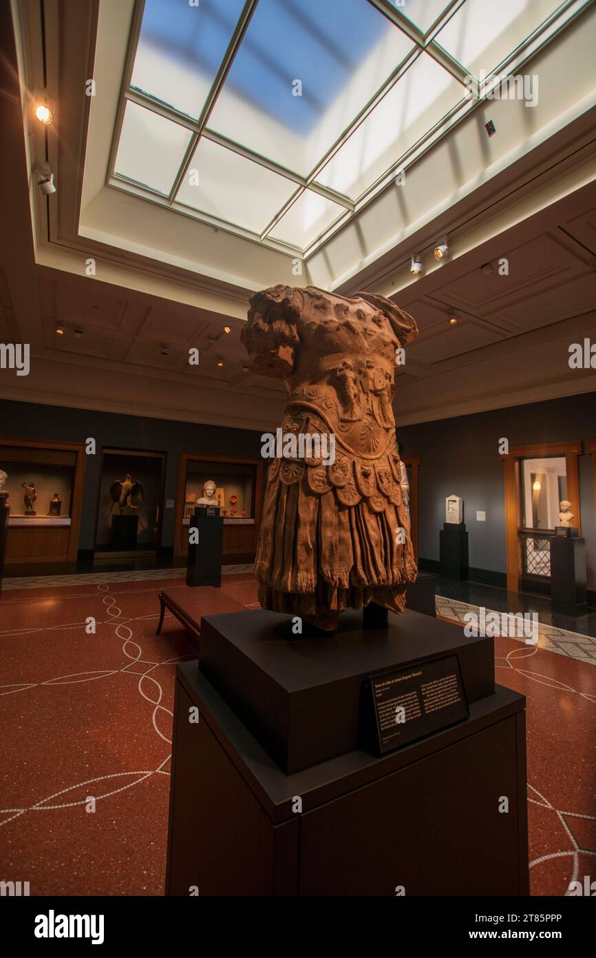 Getty villa statues hi-res stock photography and images - Alamy