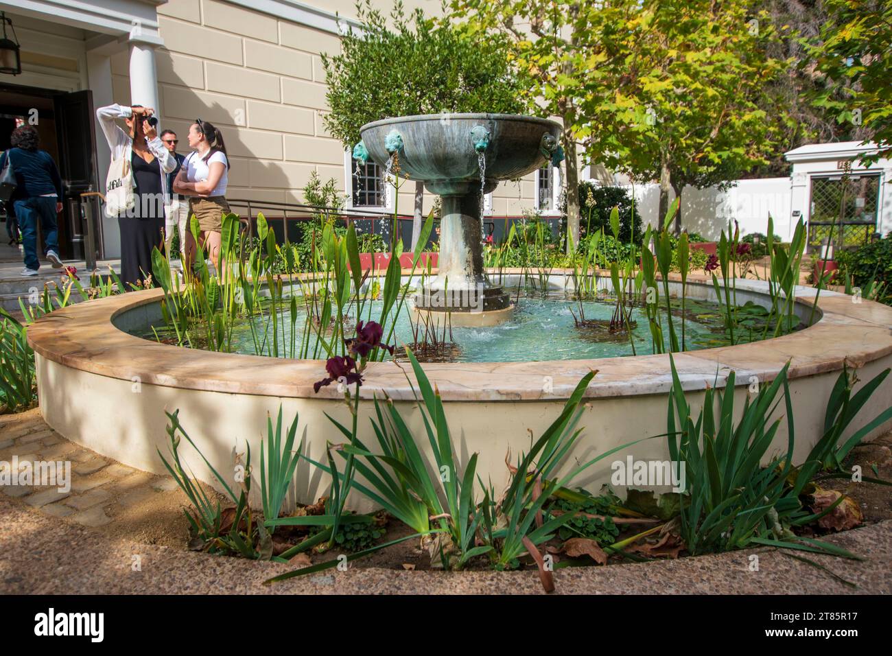 The Getty Villa in Southern California has Greek and Roman art on ...