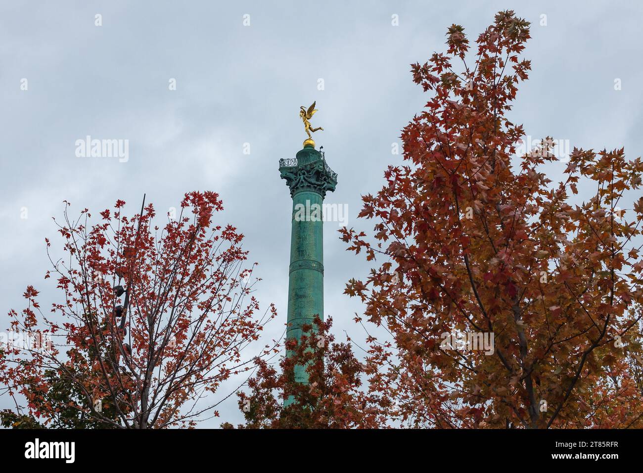 Paris, France, 2023. The July Column and its golden Génie de la Liberté ...