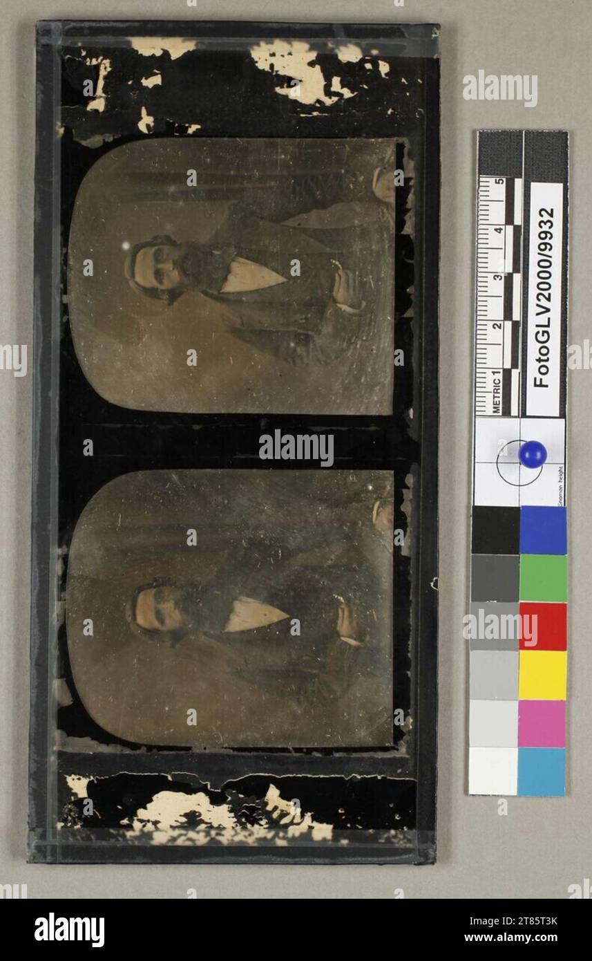 Half figure standing hi-res stock photography and images - Alamy