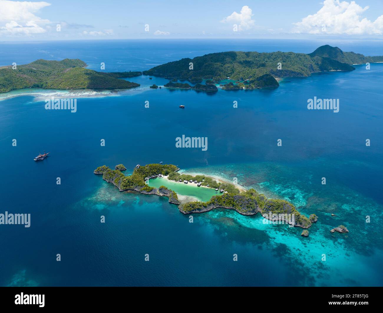 Rufas island hi-res stock photography and images - Alamy