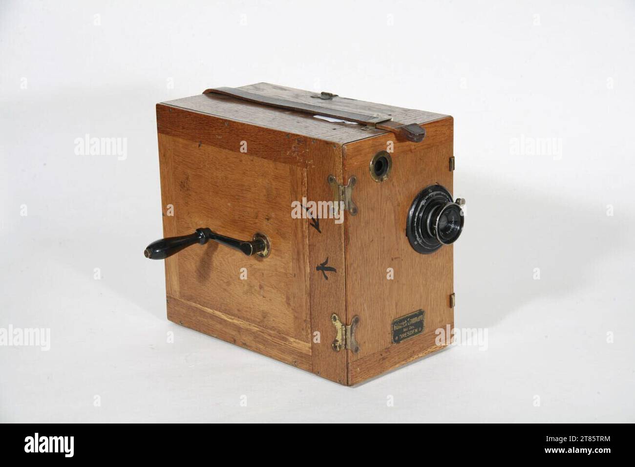 Ernemann-Werke AG (Produzent in) Normal movie camera - 35 mm. Wood 1918 ...