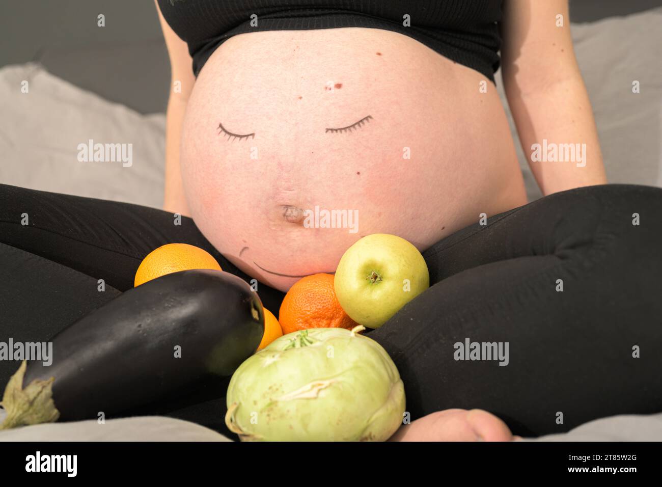 Healthy nutrition during pregnancy conjures up a smile on the face of ...