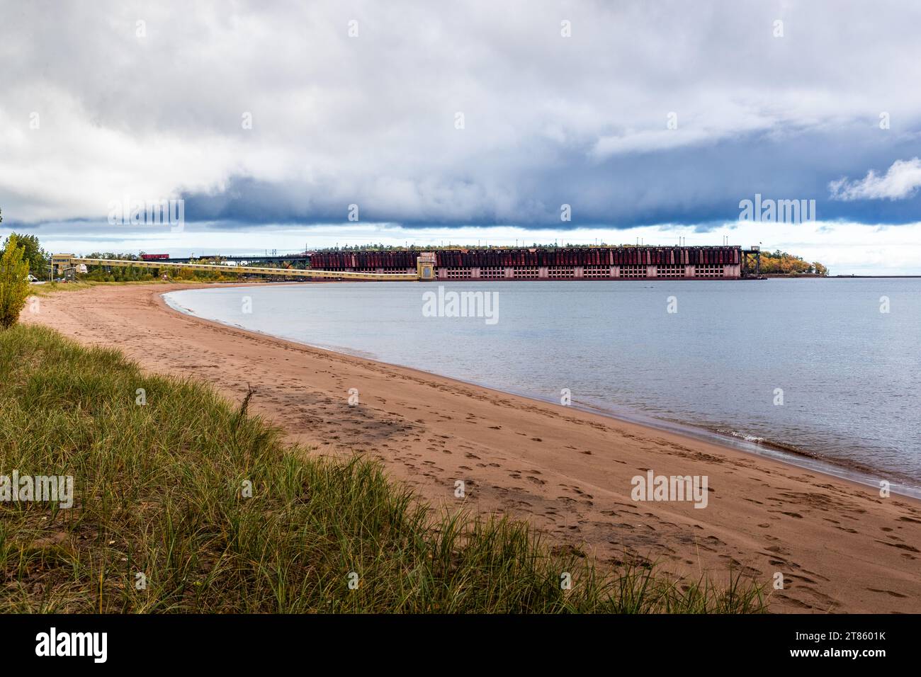 The Marquette Ore Dock is in operation. Marquette, United States Stock ...