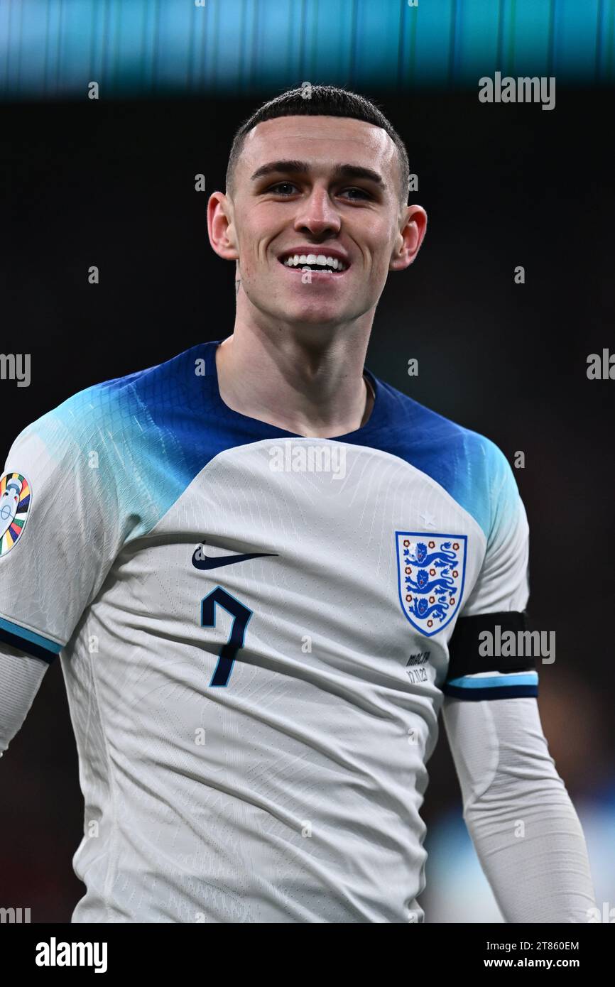 LONDON, ENGLAND - November 17: Phil Foden of England during the UEFA ...