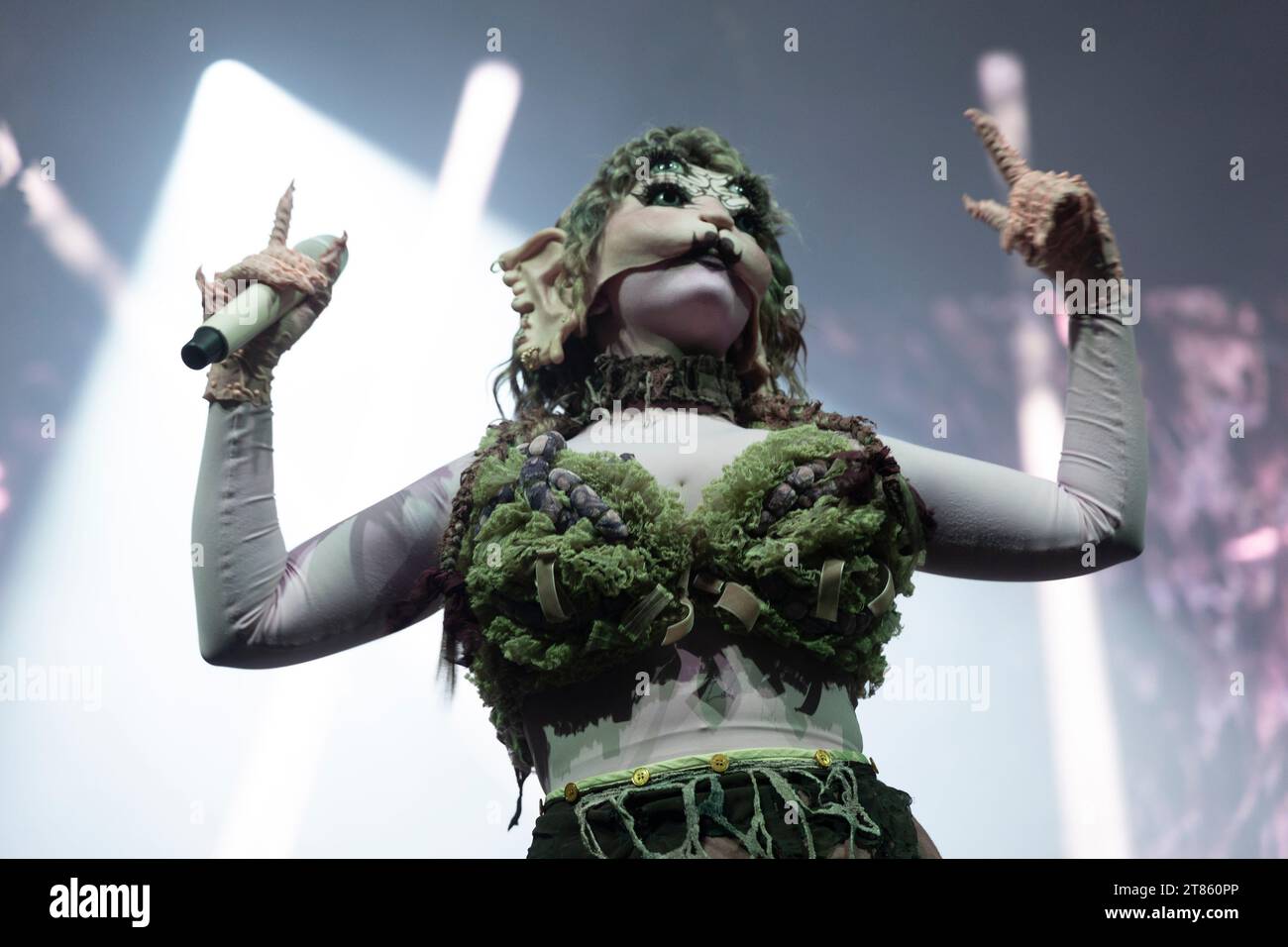 Melanie martinez photos hi-res stock photography and images - Alamy