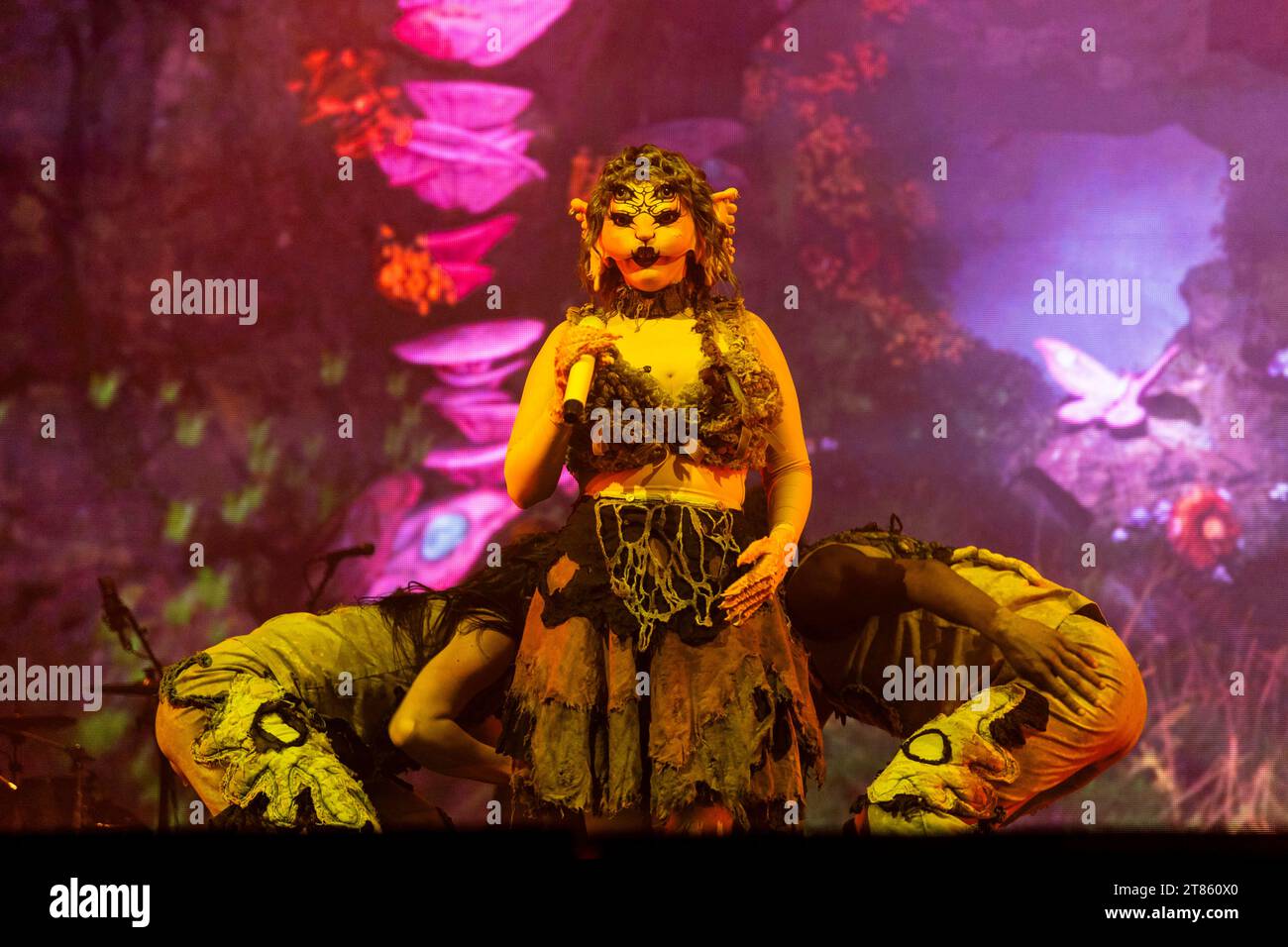 Melanie martinez photos hi-res stock photography and images - Alamy