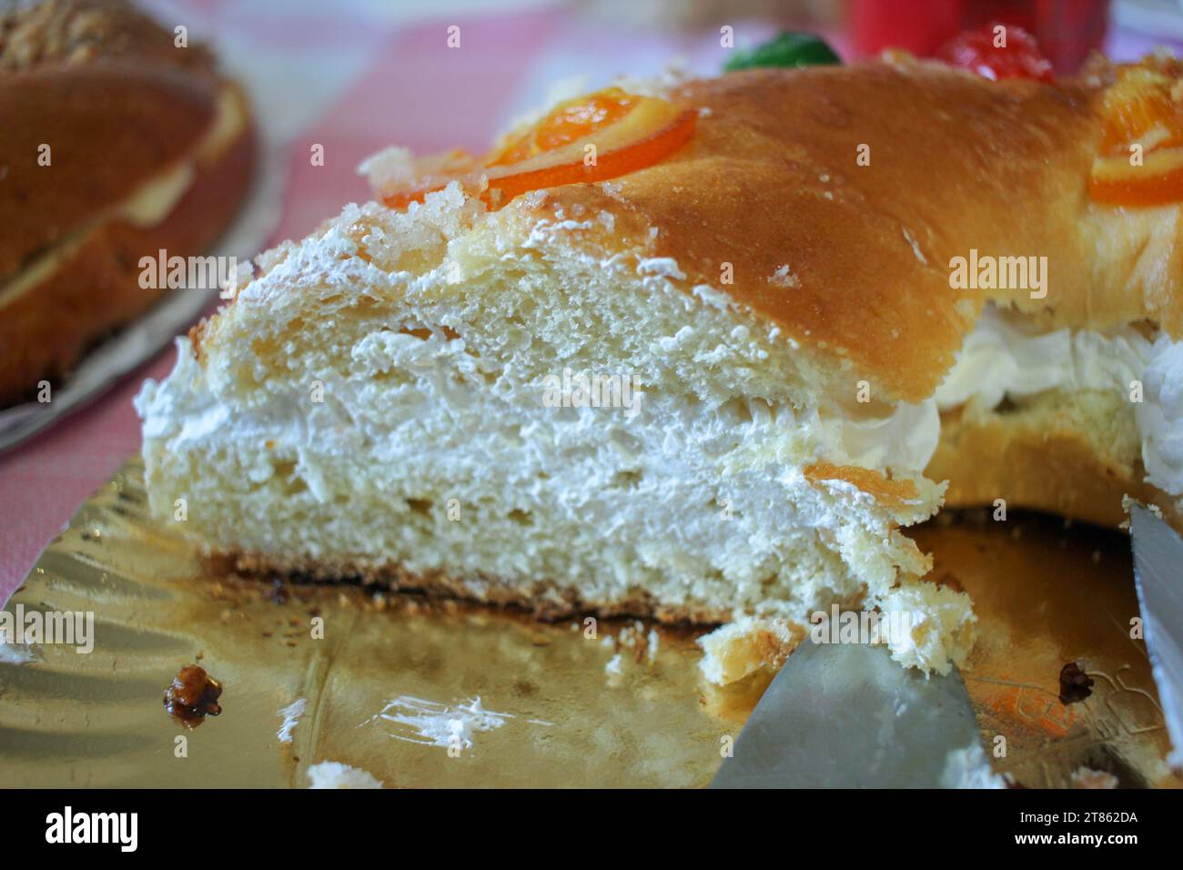 Epiphany cake hi-res stock photography and images - Alamy