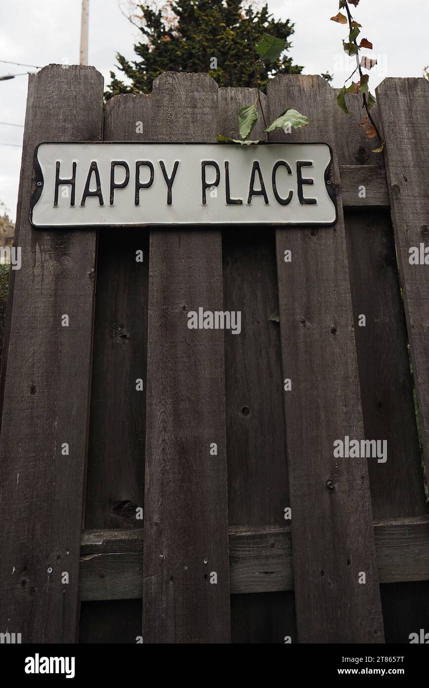 Everyone must stand hi-res stock photography and images - Alamy