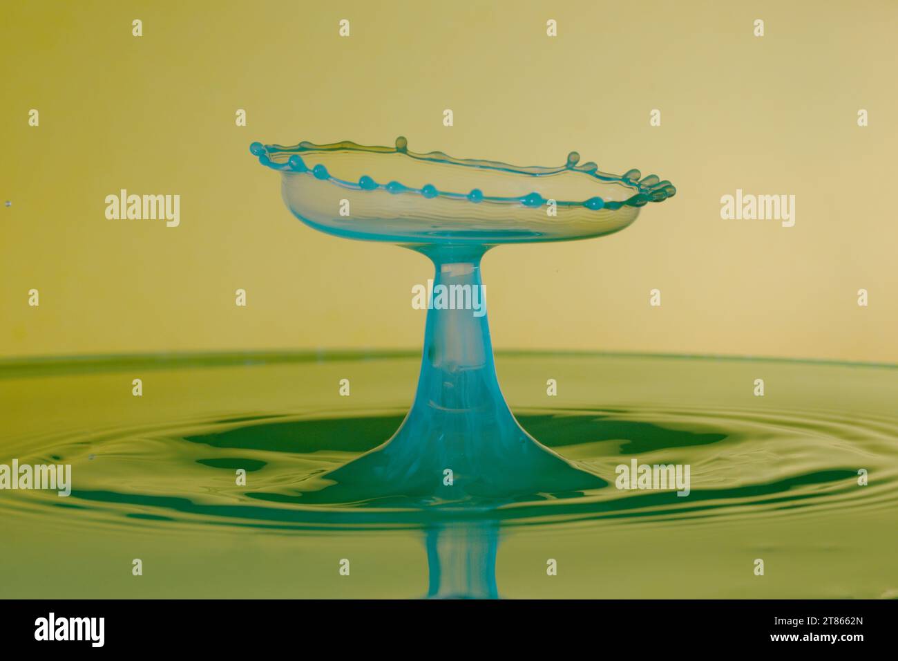 Underwater ripple abstract hi-res stock photography and images - Alamy