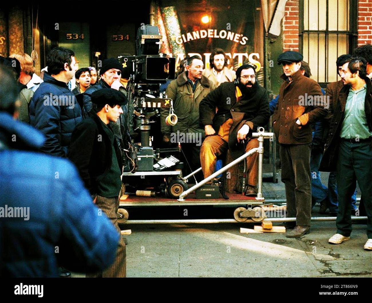 FRANCIS FORD COPPOLA and ROBERT DE NIRO in THE GODFATHER PART II (1974 ...