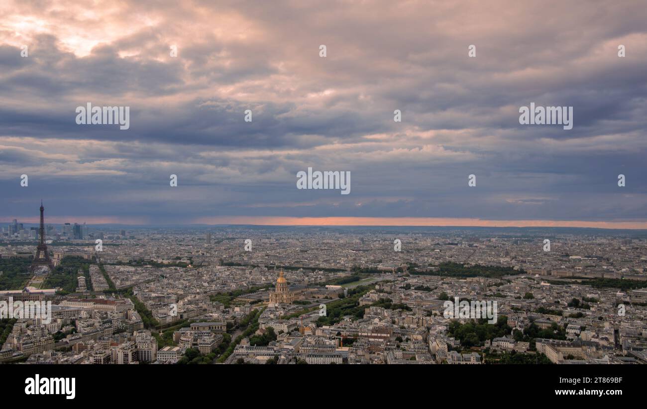 Boulevard haussmann paris horizon hi-res stock photography and images ...