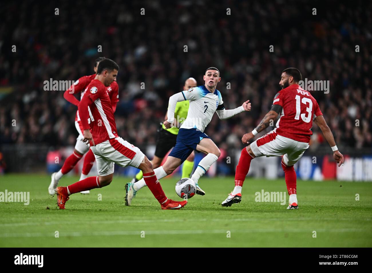 LONDON, ENGLAND - November 17: Phil Foden of England and Matthew ...