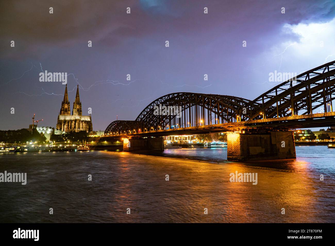 Lightning and storm clouds over Cologne Cathedral and city center ...