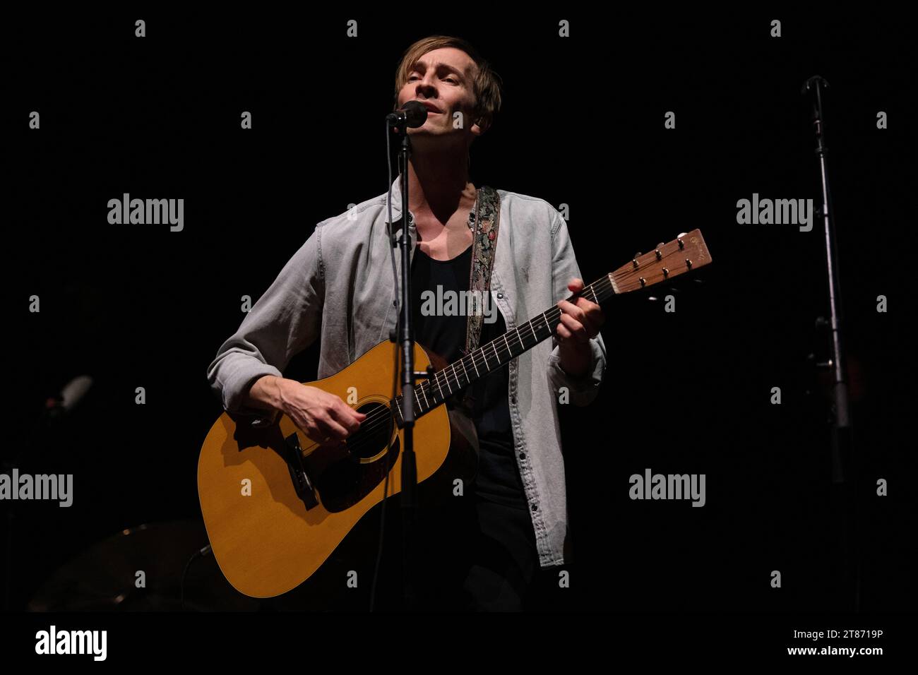 Tina dico helgi jonsson cantante hi-res stock photography and images ...